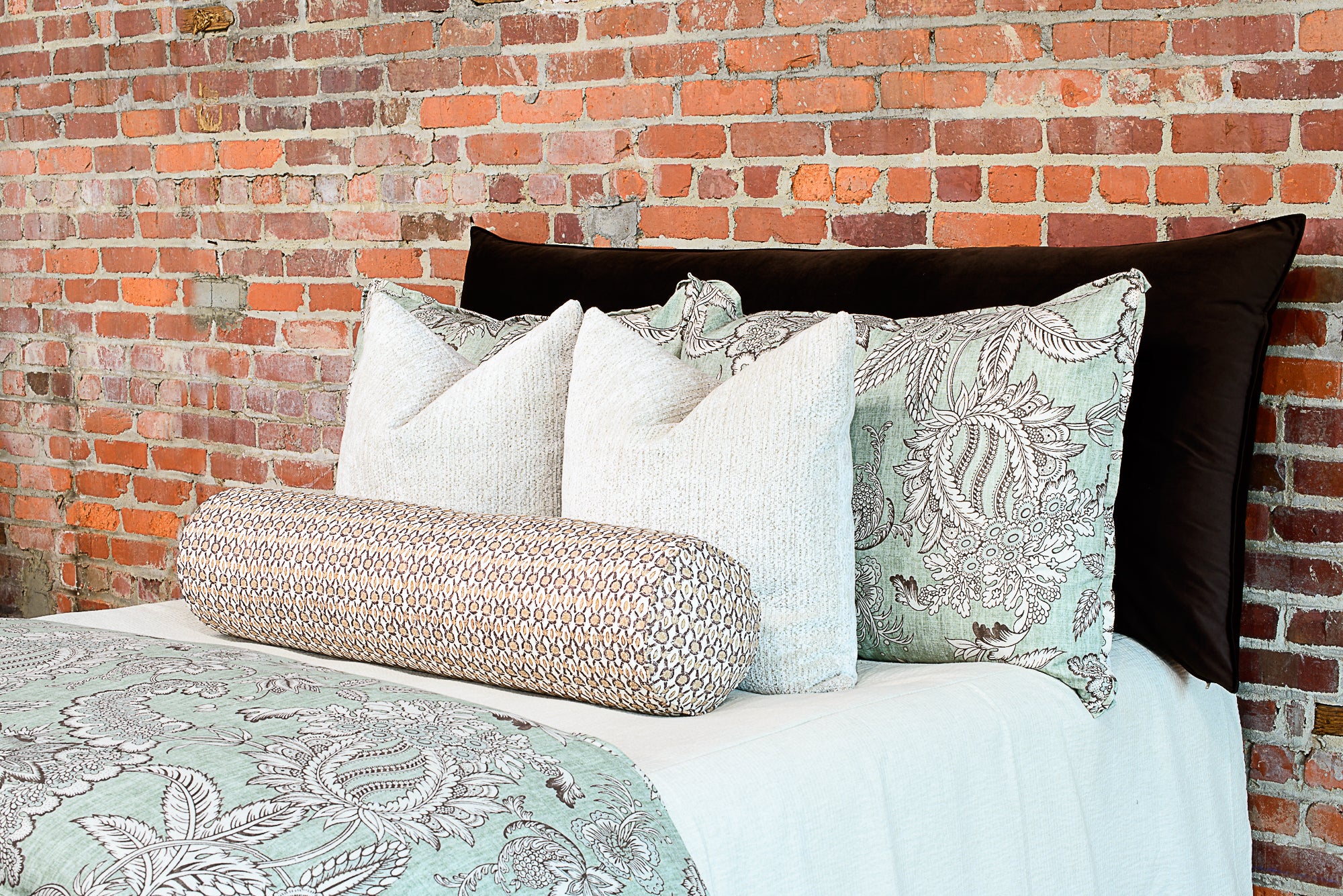 Bedding | 25 Mackenzie Lane